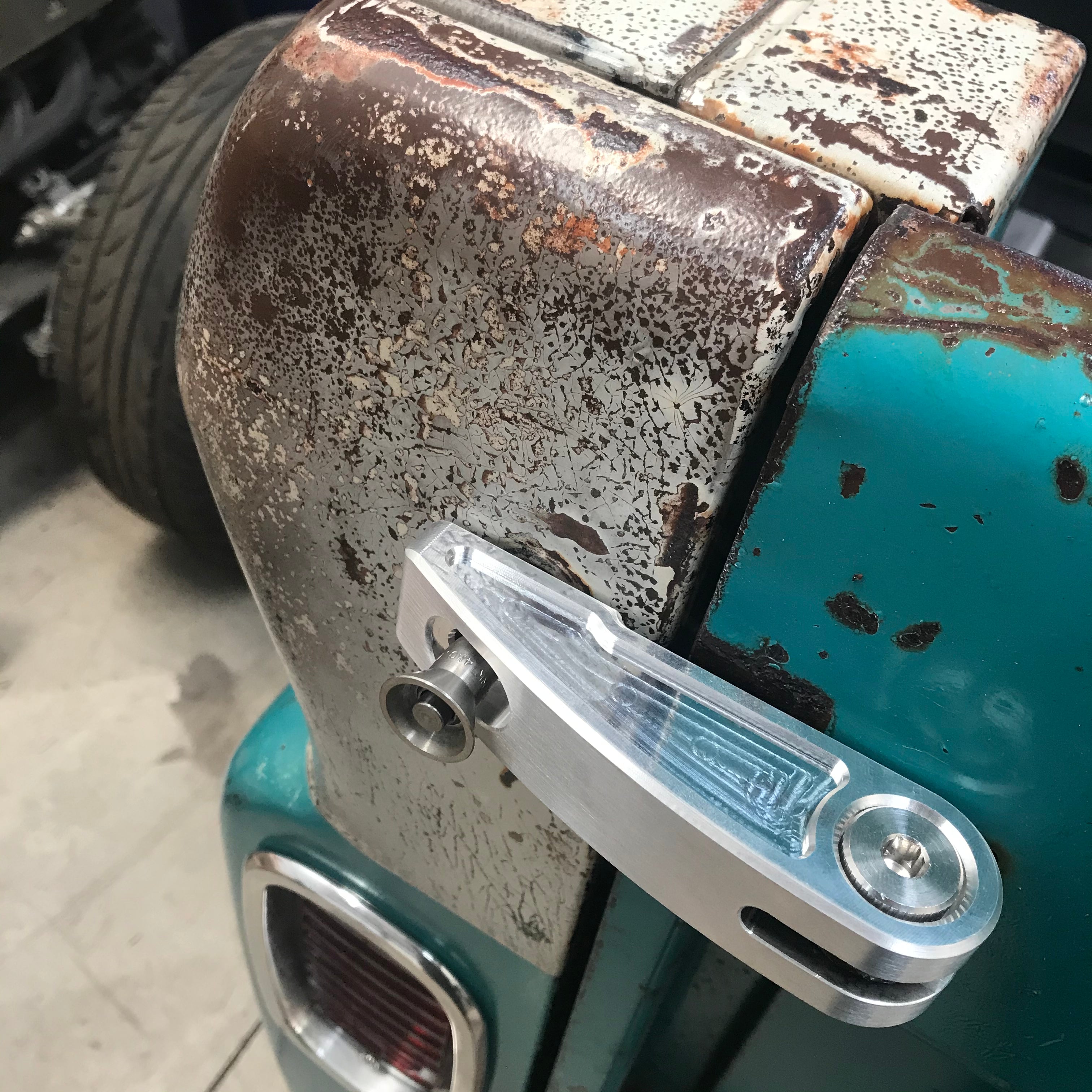 Billet Tailgate Latch Kit for 59-66 Trucks – HAMMERFAB